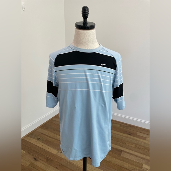 Nike | Shirts | Vintage Dry Fit Roger Federer Sphere React Crew Neck T ...